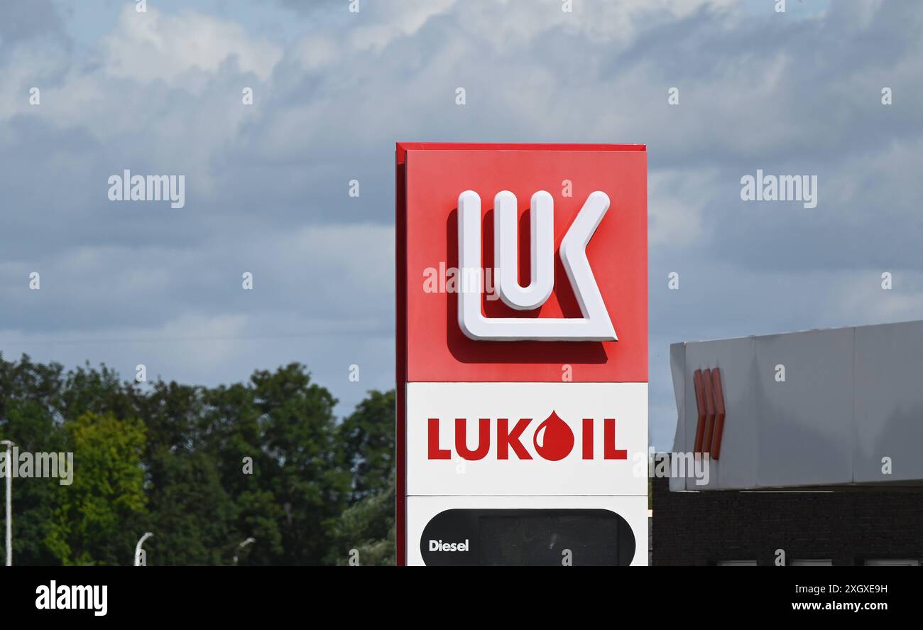 Lukoil logo hi-res stock photography and images - Alamy