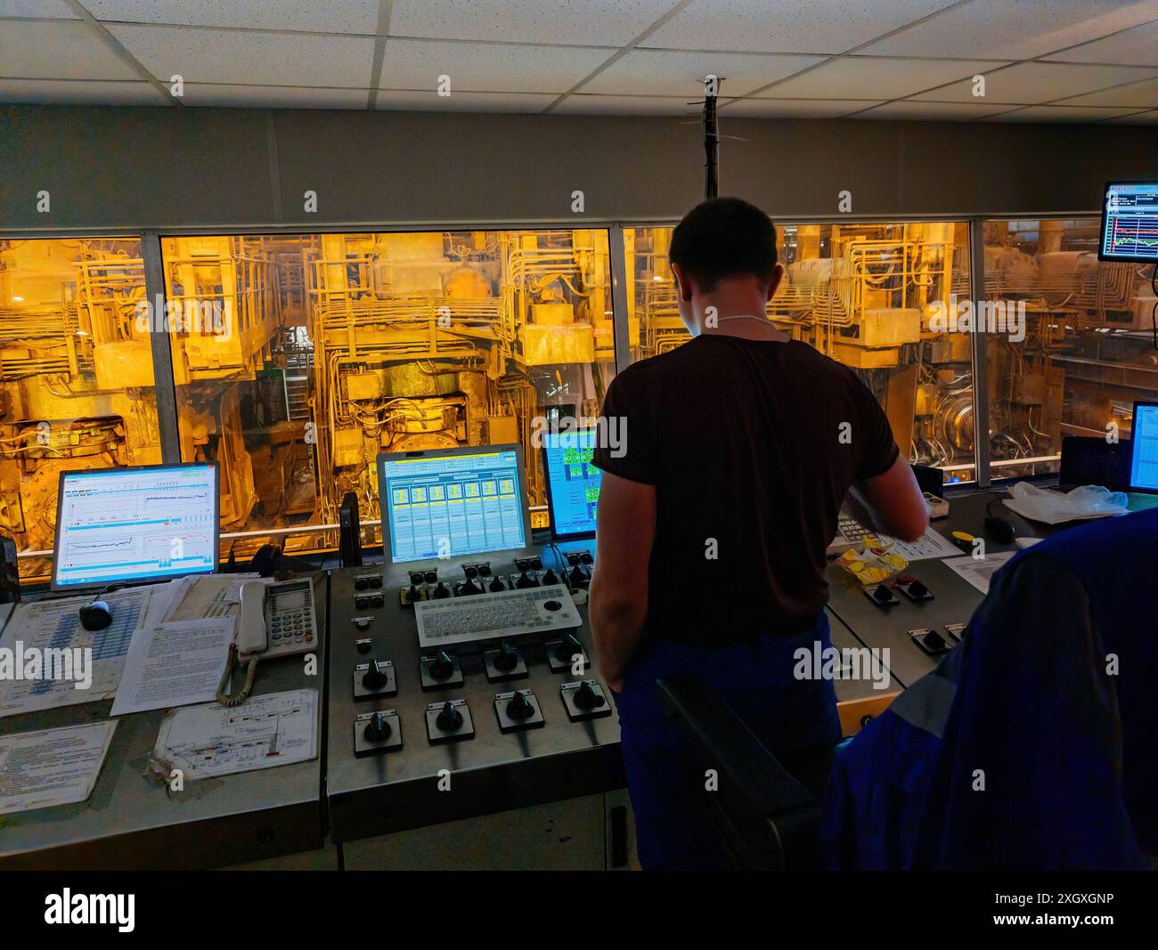 Industrial setup hi-res stock photography and images - Alamy