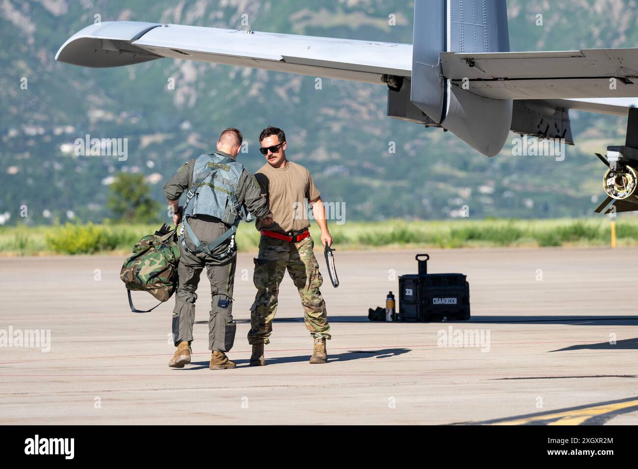 A crew chief with the Idaho Air National Guard’s 124th Maintenance ...