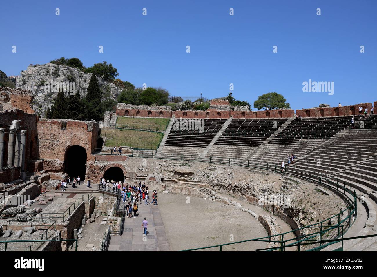 Greco roman theatre taormina sicily italy amphitheatre mount etn hi-res ...