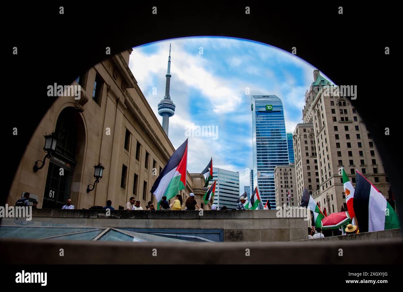 Pro Palestine protesters take the streets of Toronto calling the ...