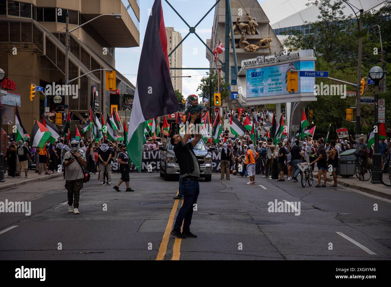 Pro Palestine protesters take the streets of Toronto calling the ...