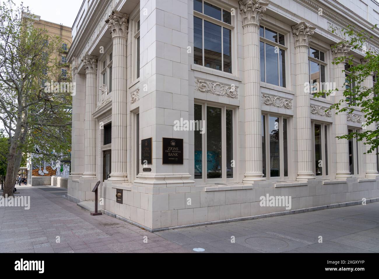 First national bank hi-res stock photography and images - Alamy