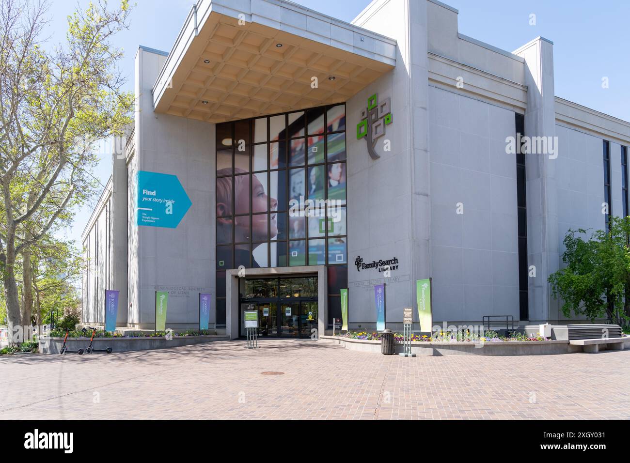 History of library hi-res stock photography and images - Alamy