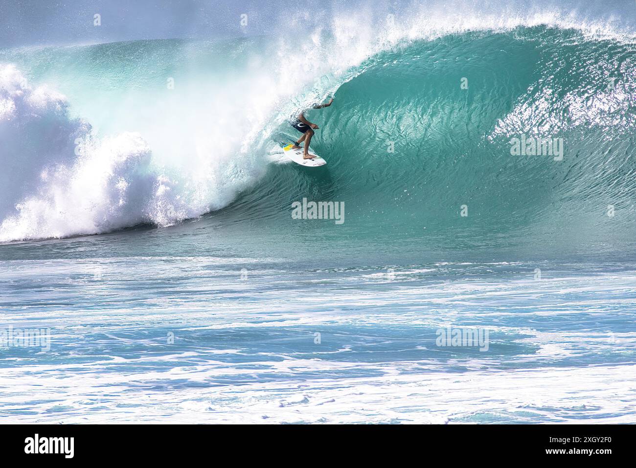Strong male surfer hi-res stock photography and images - Alamy