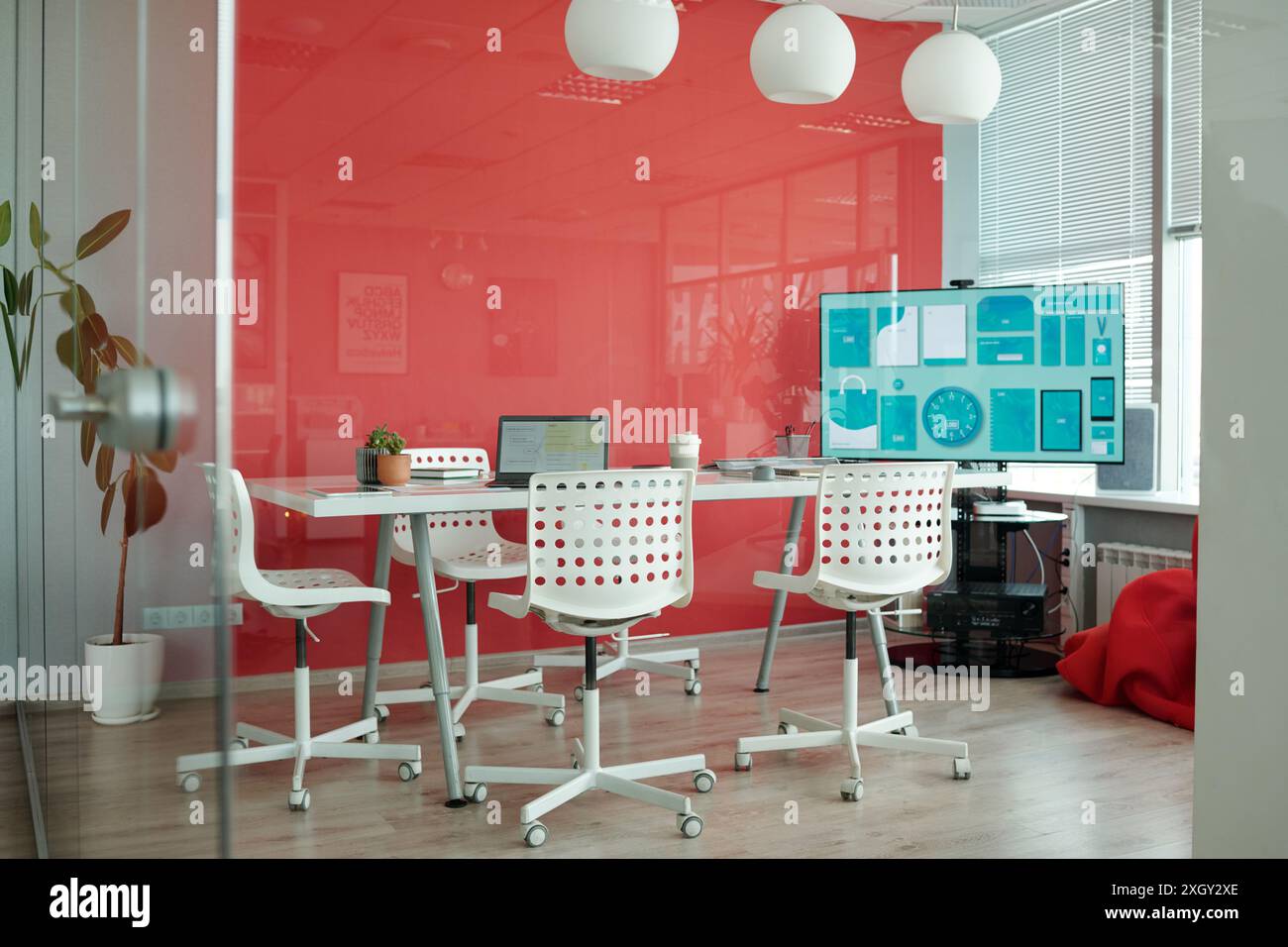 Meeting room setup hi-res stock photography and images - Alamy