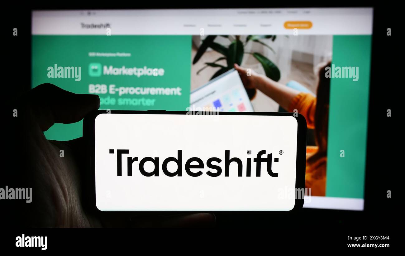Tradeshift logo hi-res stock photography and images - Alamy