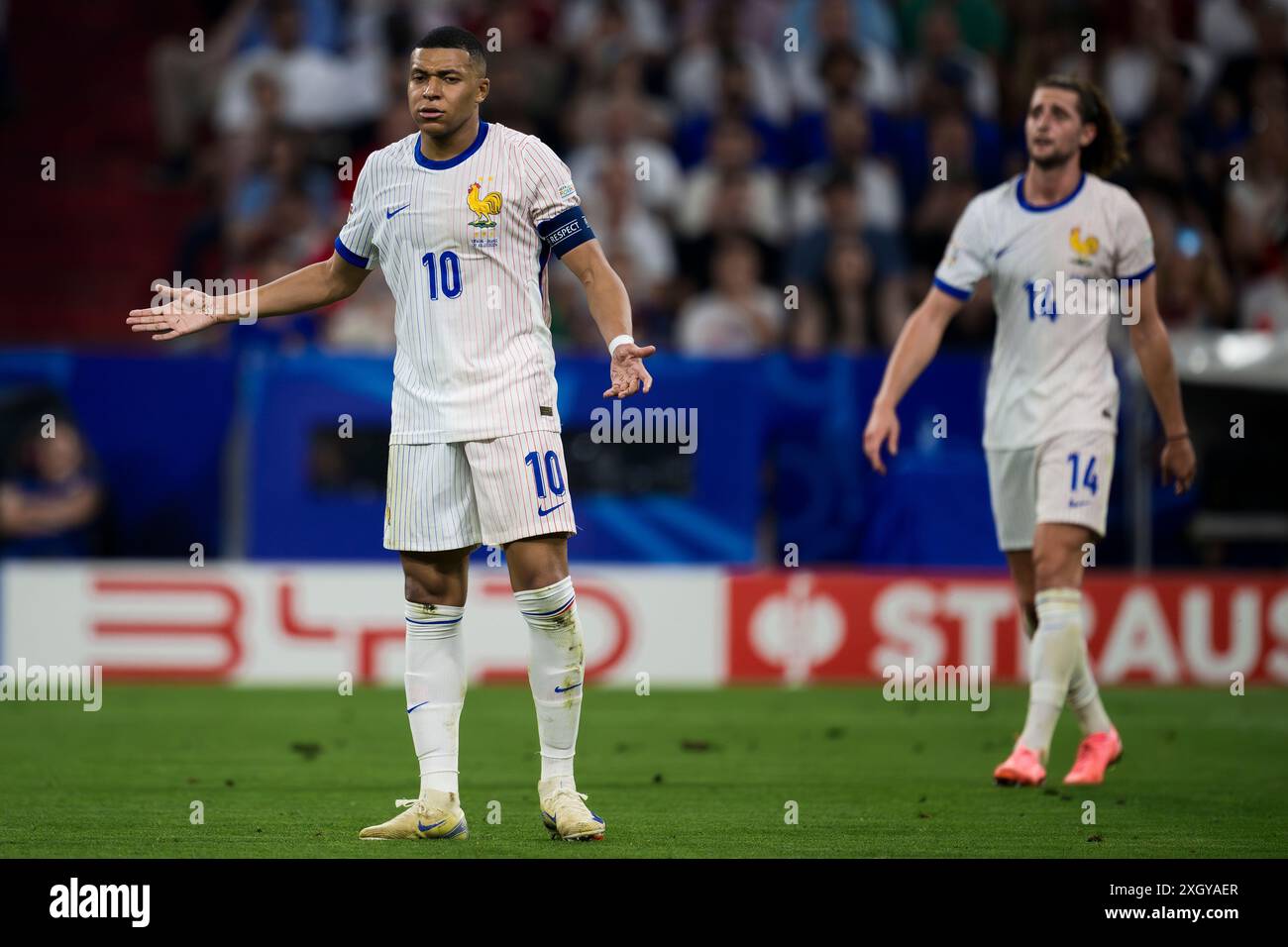 Adrien rabiot kylian mbappe hi-res stock photography and images - Alamy
