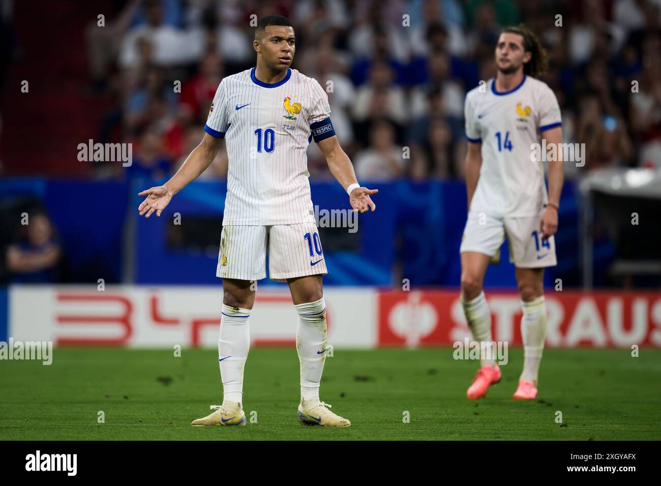 Adrien rabiot mbappe hi-res stock photography and images - Alamy