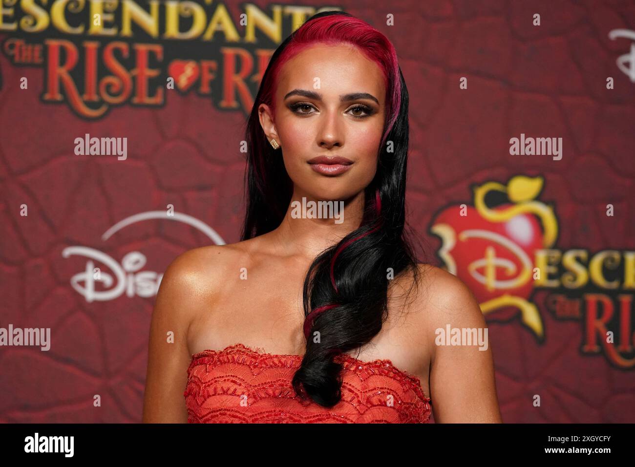 Kylie Cantrall arrives at the premiere of "Descendants: The Rise of Red ...