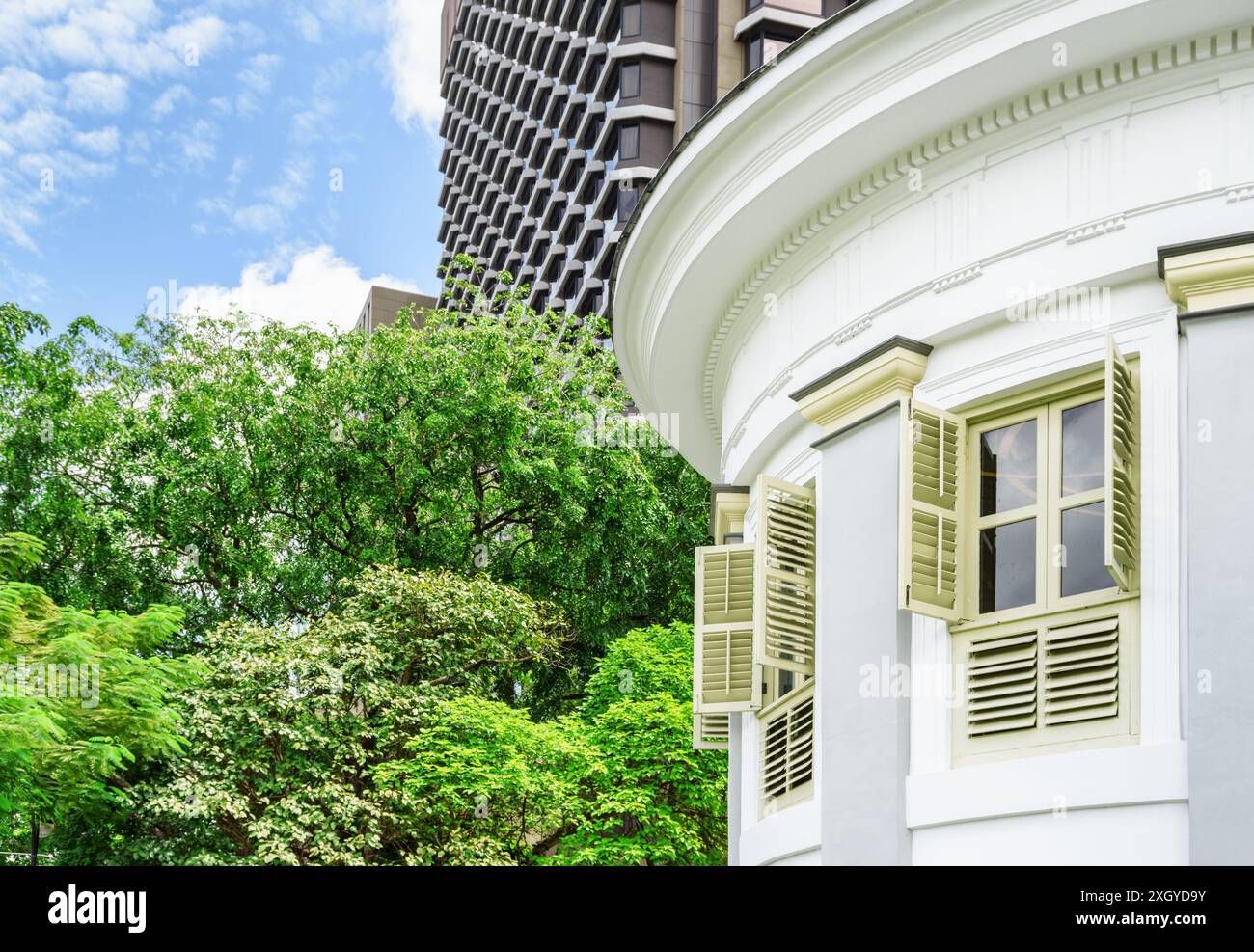 Scenic windows of old colonial building at downtown of Singapore ...