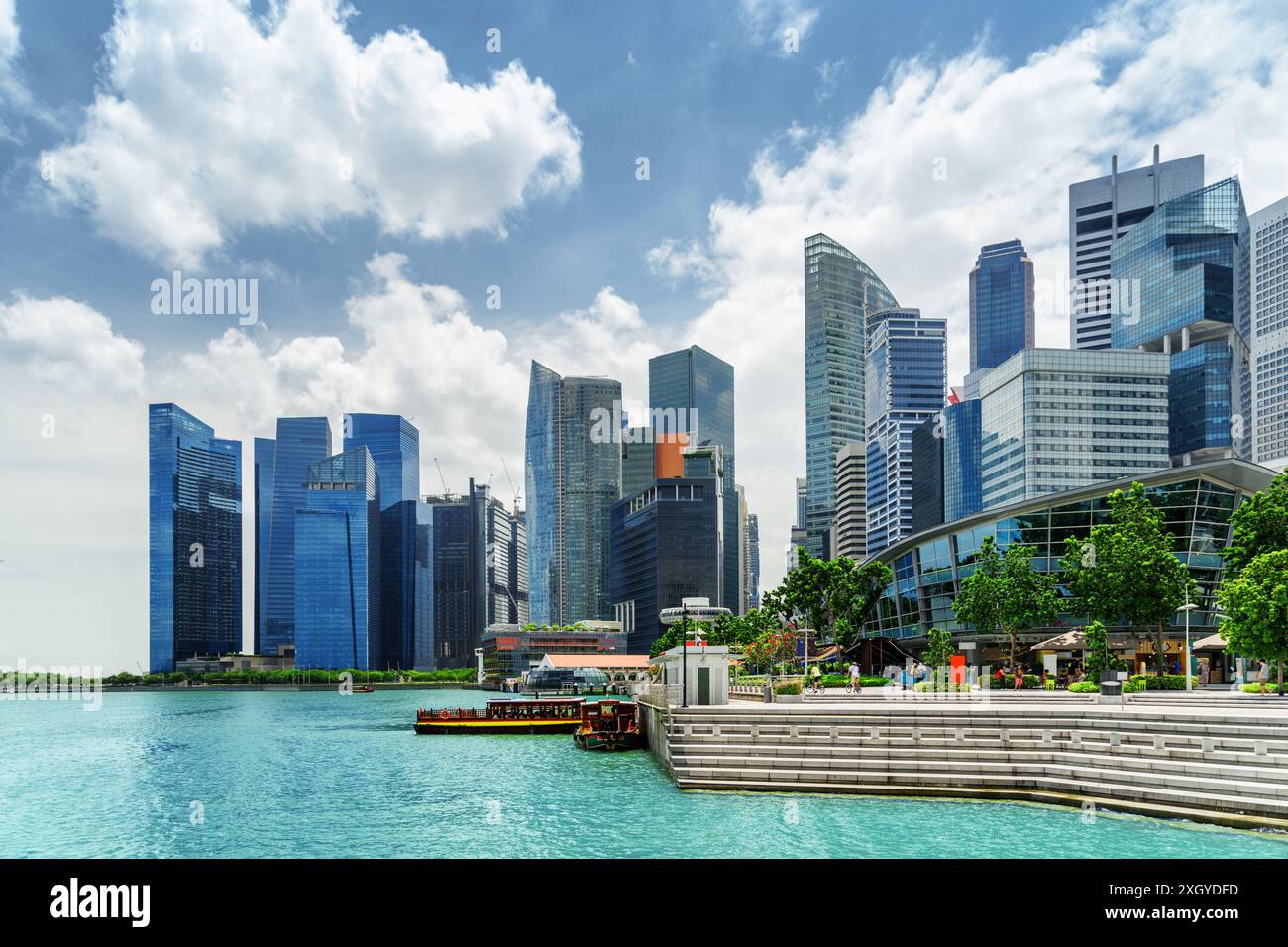 Amazing view of skyscrapers at downtown and azure water of Marina Bay ...