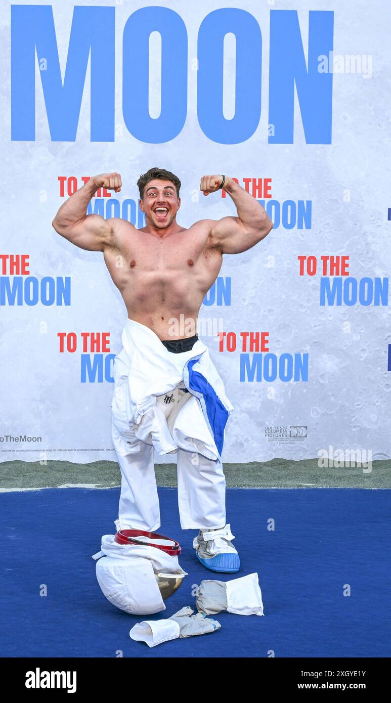 German bodybuilder hi-res stock photography and images - Alamy