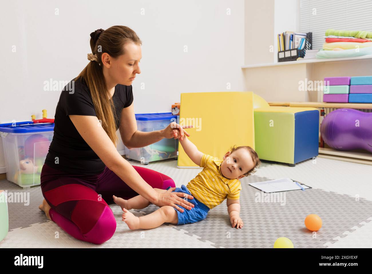 Hammersmith Infant neurological examination. Specialist testing little ...