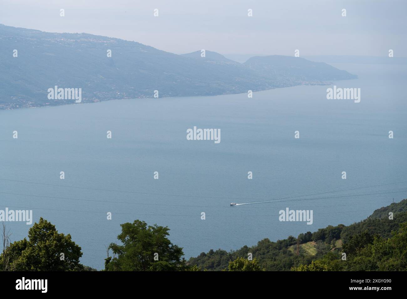 Lago di Garda (Garda Lake) east side seen from Gardola, Tignale ...