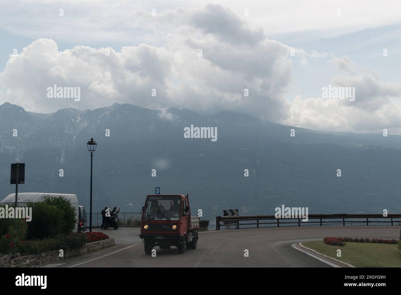 Lago di Garda (Garda Lake) mountains east side seen from Gardola ...