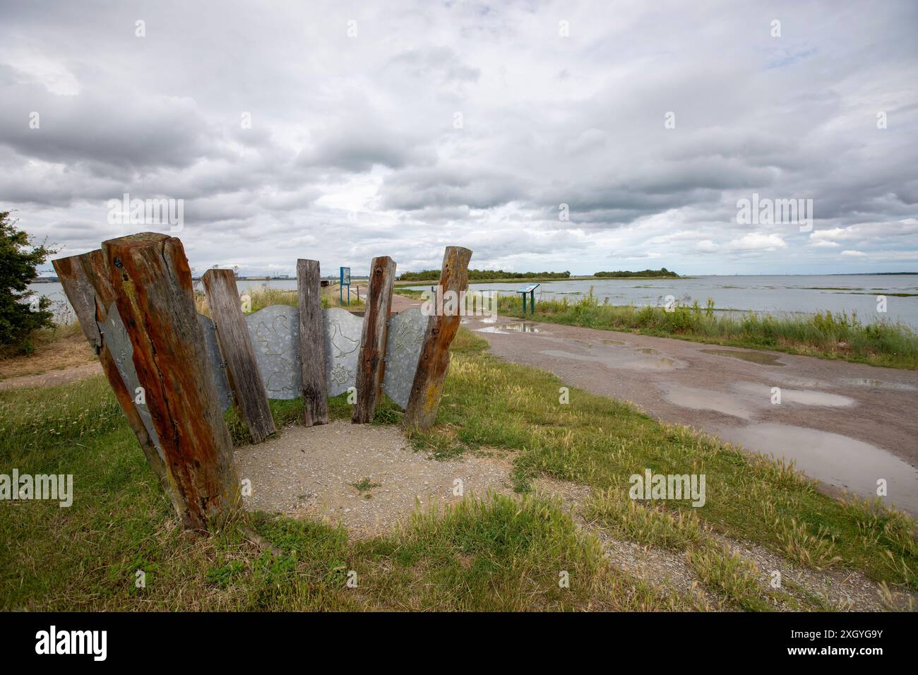 Riverside Country Park is one of Medway's beautiful country parks and ...