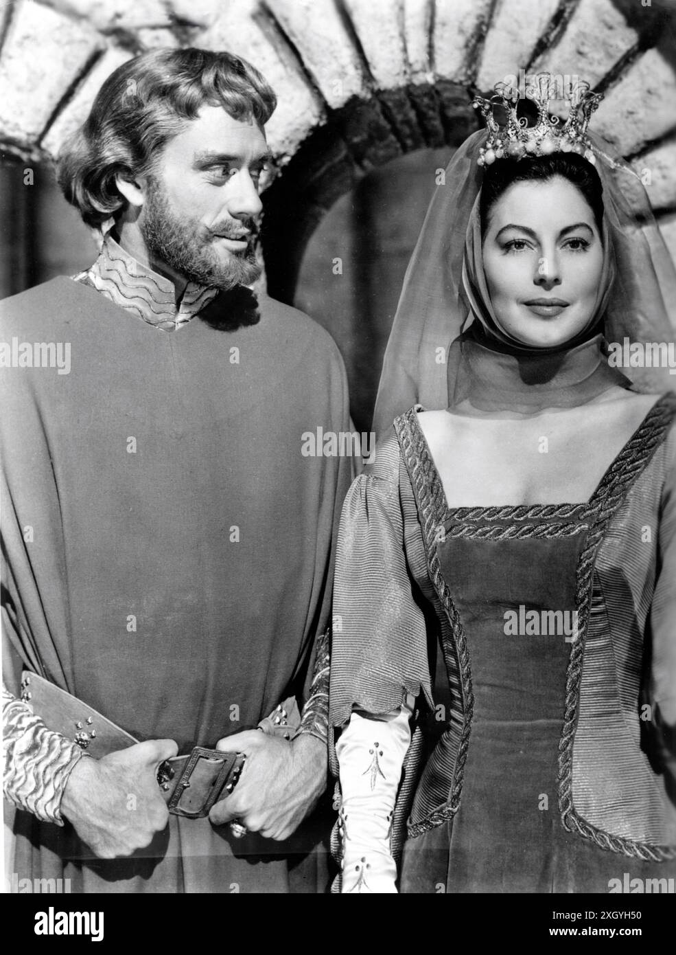 MEL FERRER as King Arthur and AVA GARDNER as Guinevere in KNIGHTS OF ...