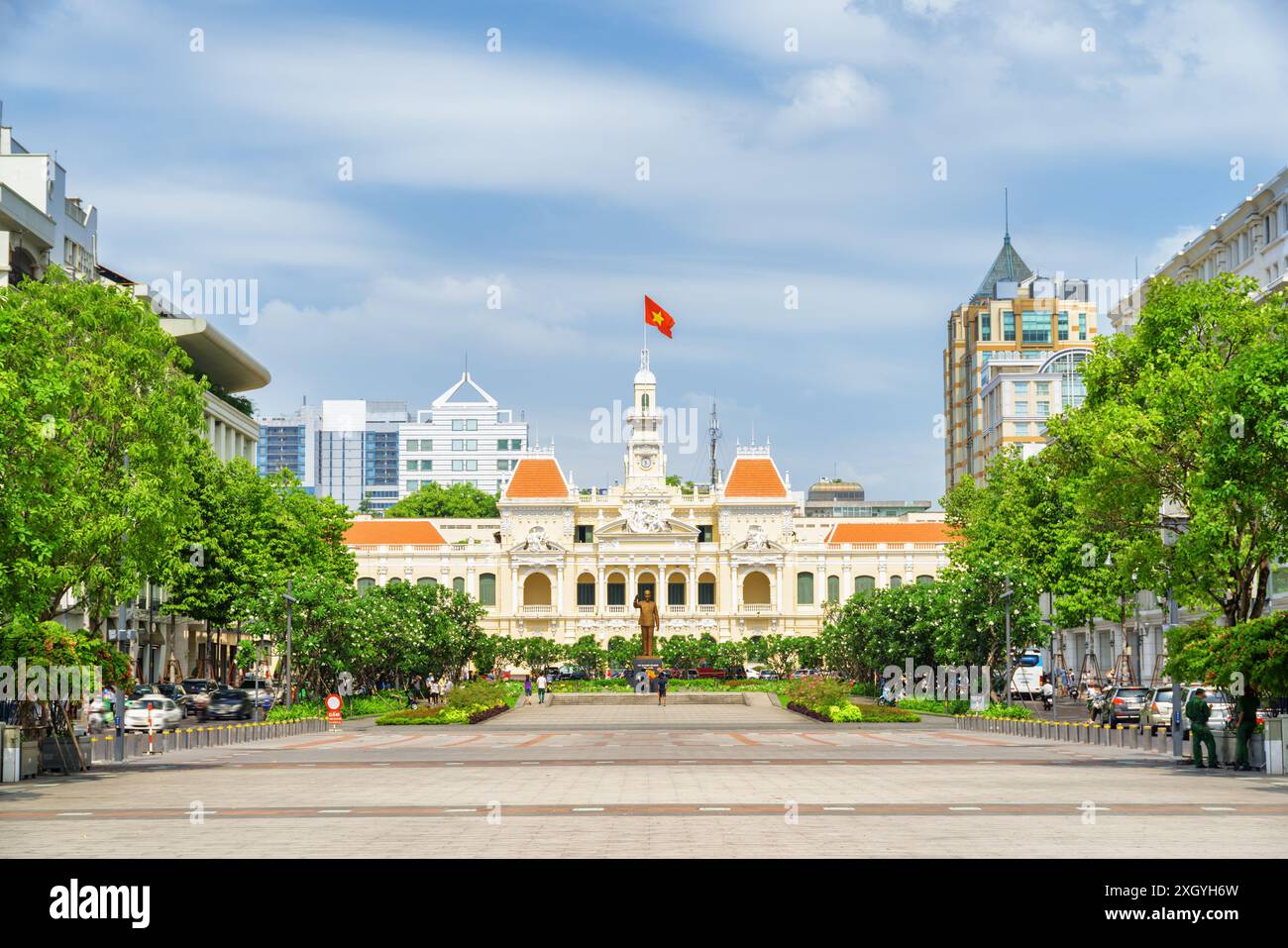 Main view of the Ho Chi Minh City Hall from square of the same name in ...