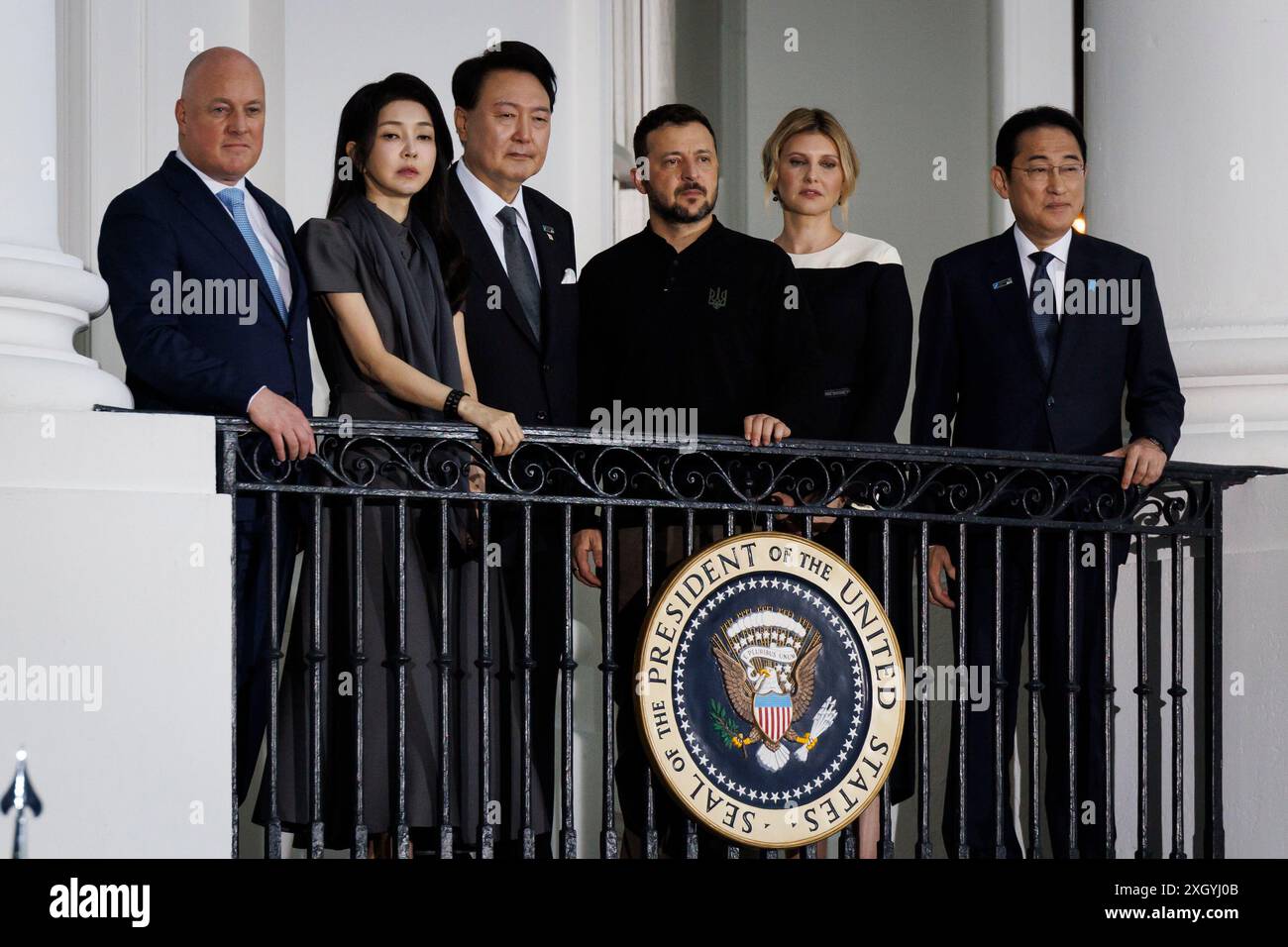From left, Christopher Luxon, Prime Minister of New Zealand, Kim Keon ...