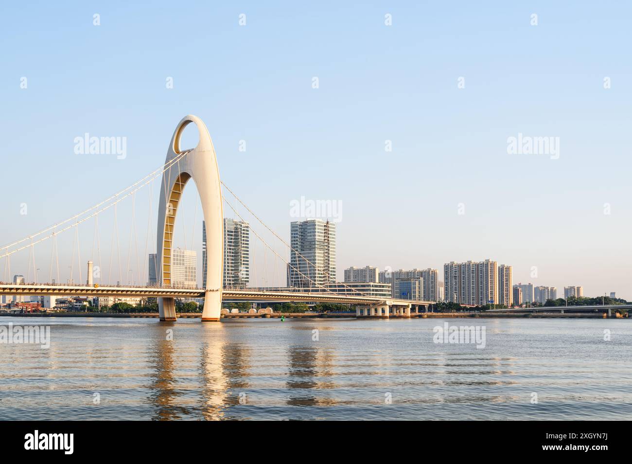 Scenic view of the Liede Bridge over the Pearl River in Guangzhou ...