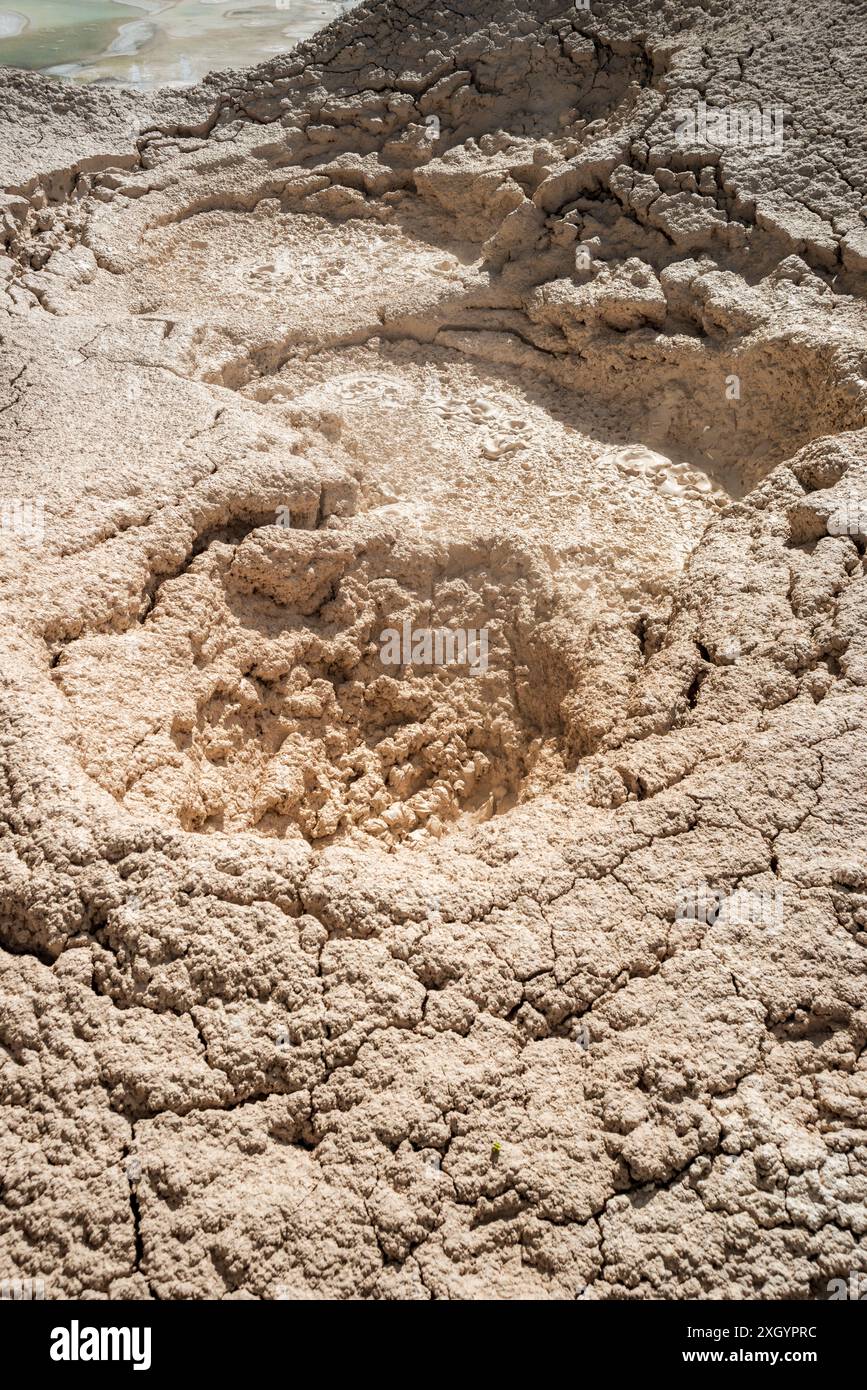 Bubbling vent hi-res stock photography and images - Alamy
