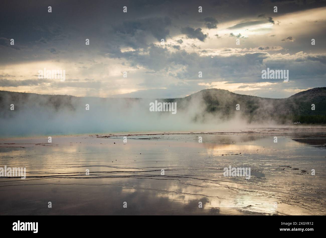 The Grand Prismatic Spring in Yellowstone National Park, Wyoming, USA ...