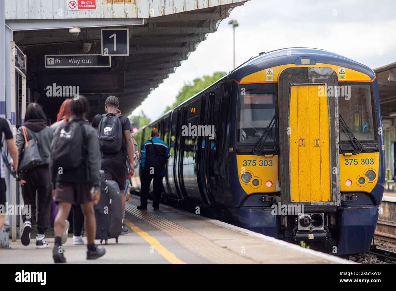 Sittingbourne railway station is on the Chatham Main Line and the ...