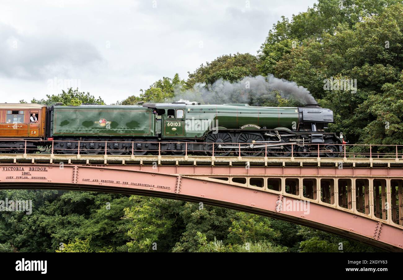 The Flying Scotsman Steam Train Crosses the Victoria Bridge in Between ...
