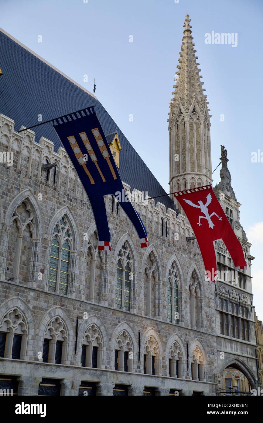Flanders field hi-res stock photography and images - Alamy