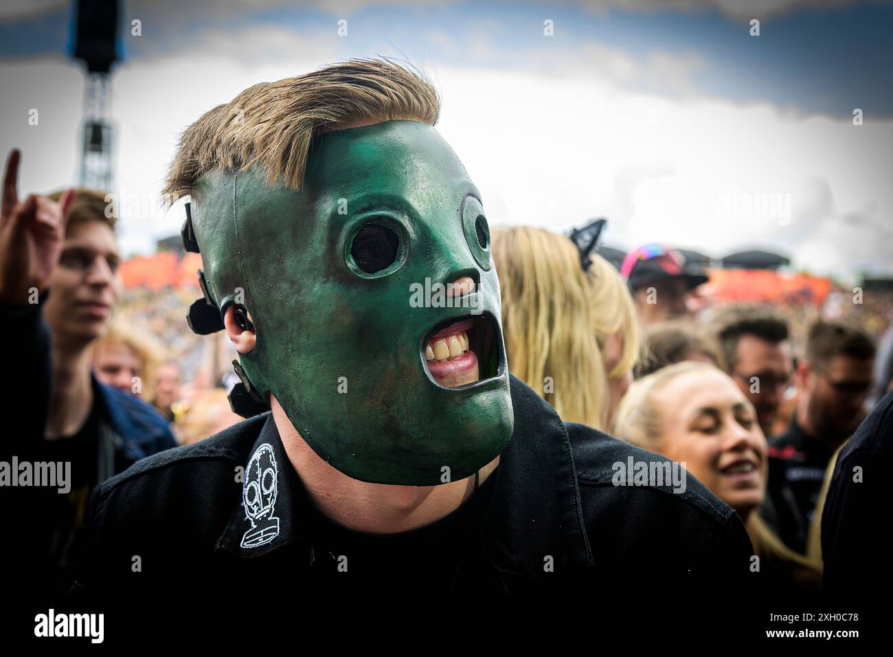Copenhagen, Denmark. 19th, June 2024. A concert goer wears a Slipknot ...
