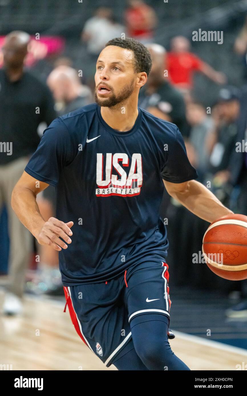 Golden State Warriors Point Guard Steph Curry Warming Up Before the USA ...