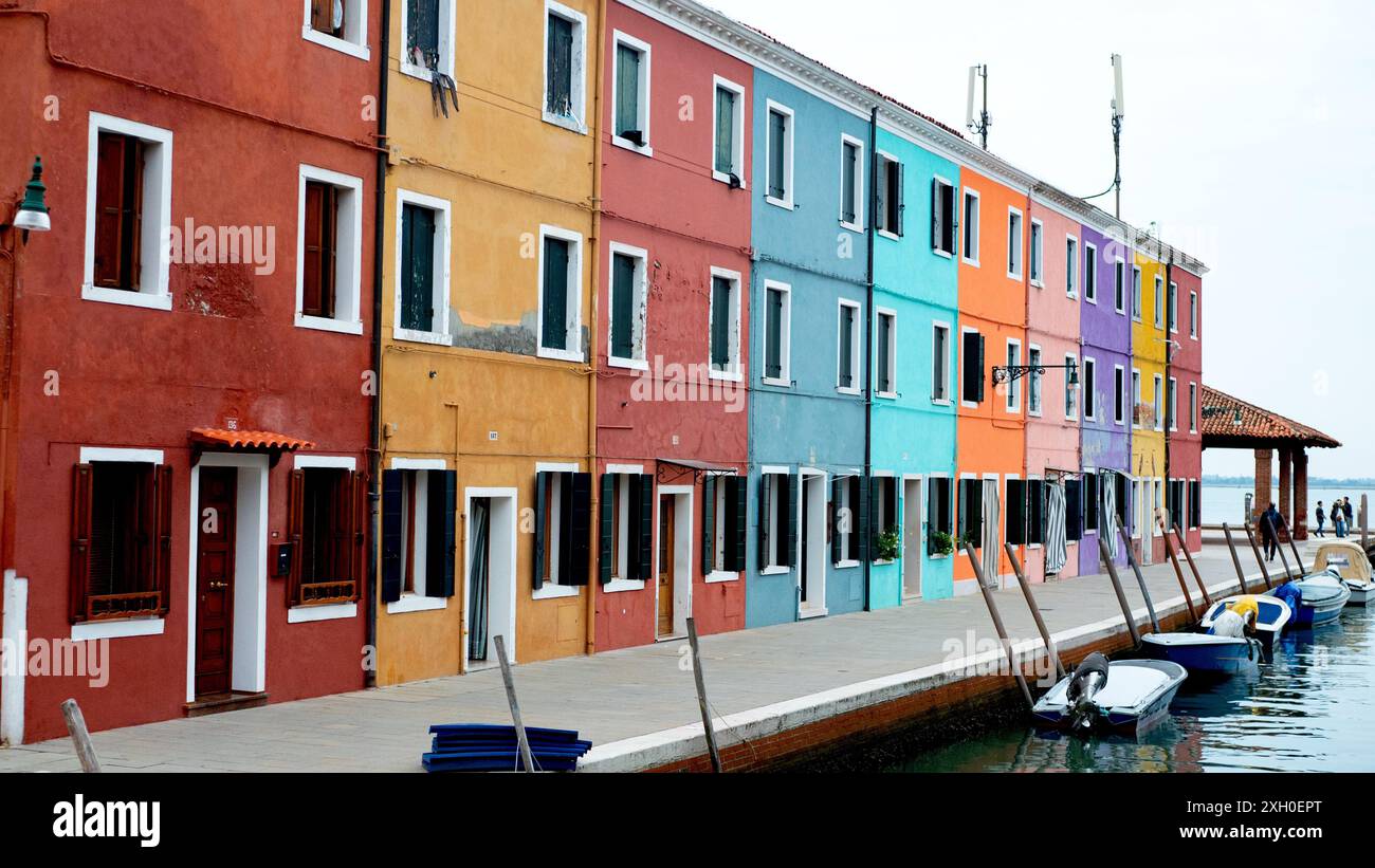 Colorful and lovely houses in Burano, island next to Venice, Italy ...