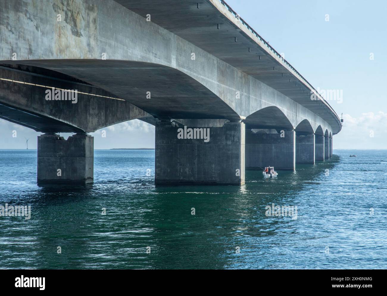 Storebaeltsbro Nyborg, Sund Bridge Fyn-Sjaelland, Fyn-Sealand, railway ...