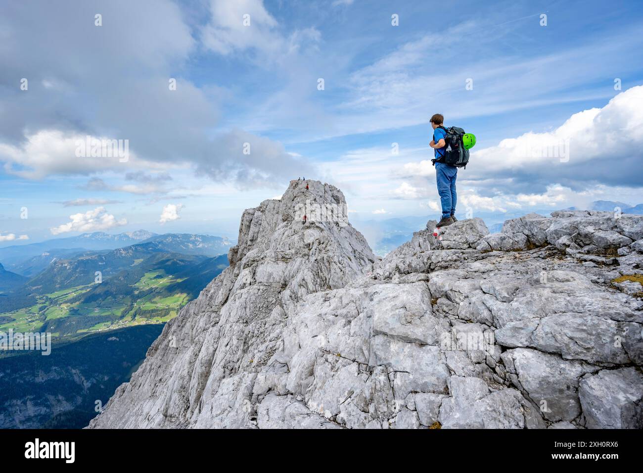 Mountaineer on a narrow rocky ridge, Watzmann crossing to Watzmann ...
