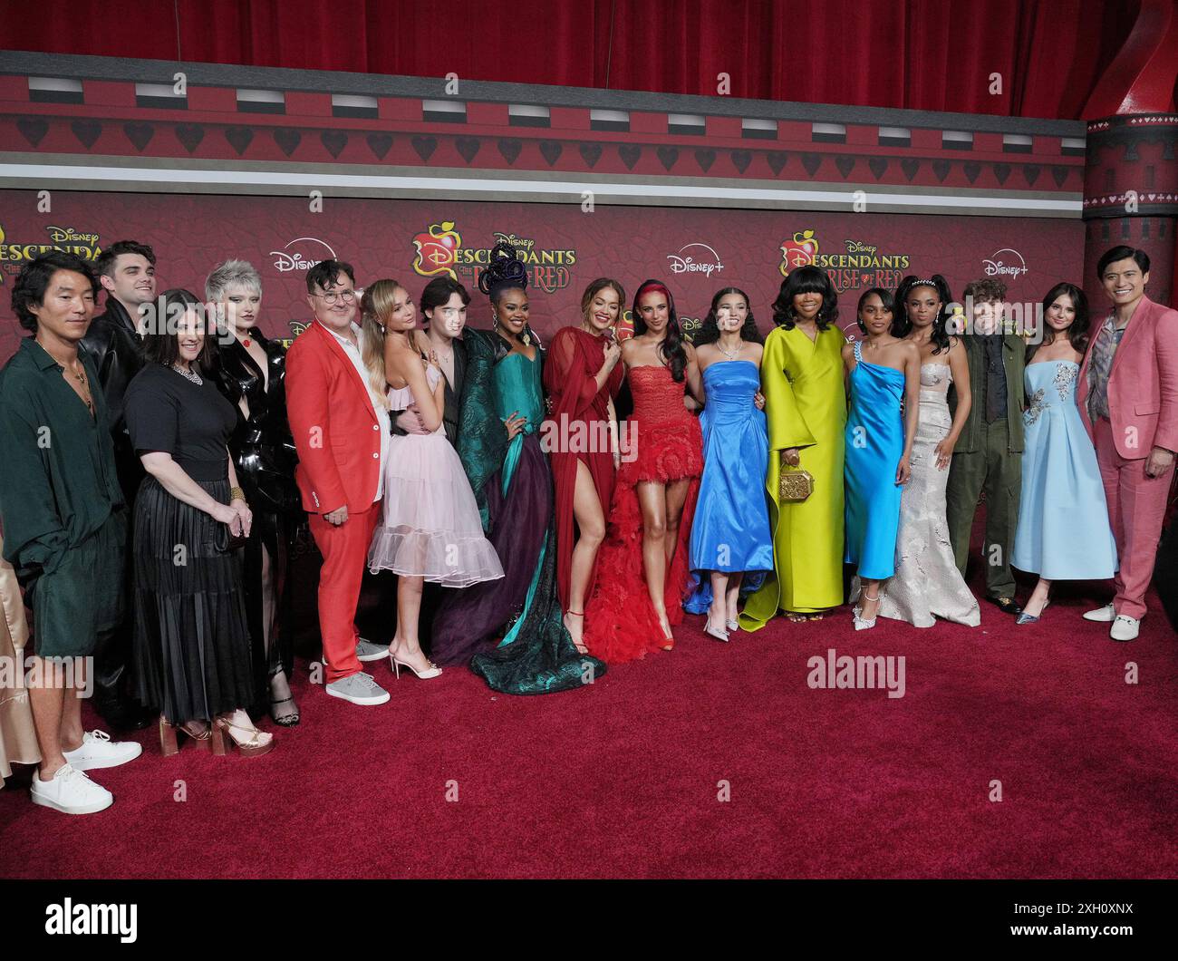 (L-R) DESCENDANTS: THE RISE OF RED World Cast - Leonardo Nam, Melanie ...