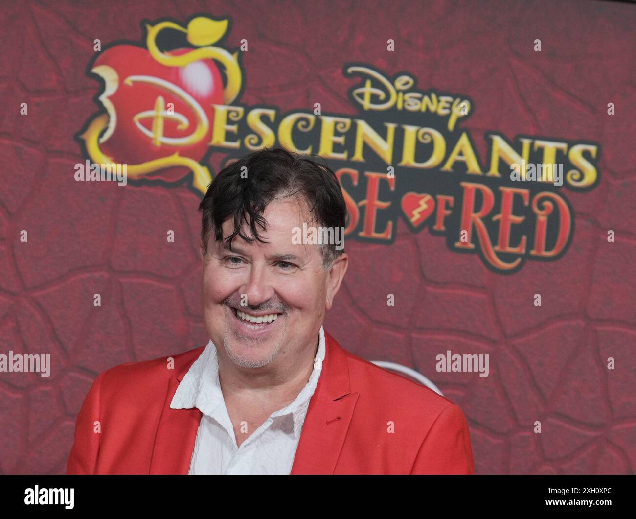 Jeremy Swift arrives at the Disney's DESCENDANTS: THE RISE OF RED World ...