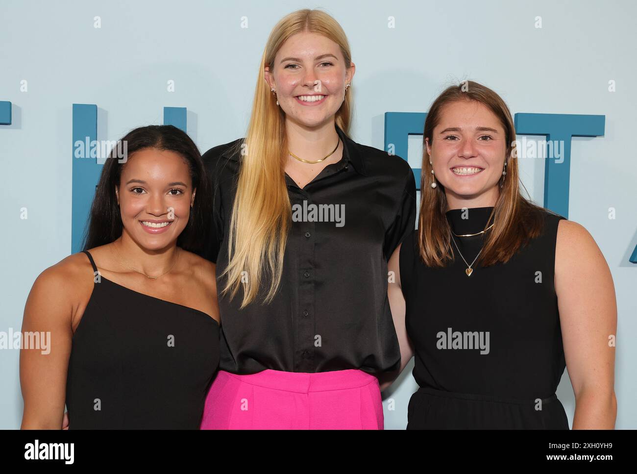 BEVERLY HILLS, CA - JULYE 10: Haleigh Bryant, Sarah Franklin, Izzy ...