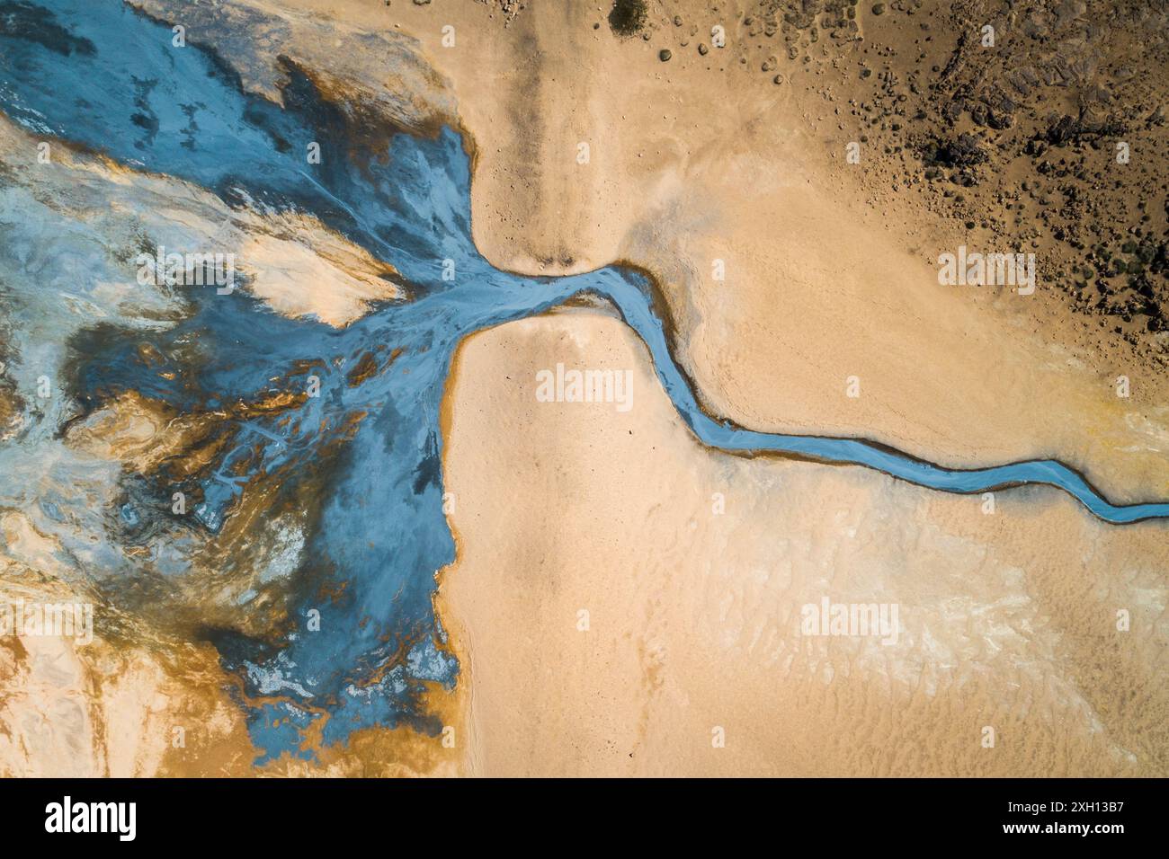 Aerial top down shot hi-res stock photography and images - Alamy