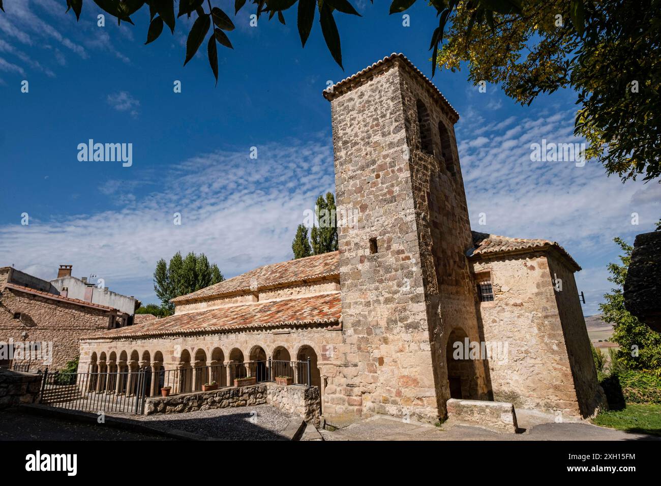 Church of the Savior, 13th century rural Romanesque, Carabias ...