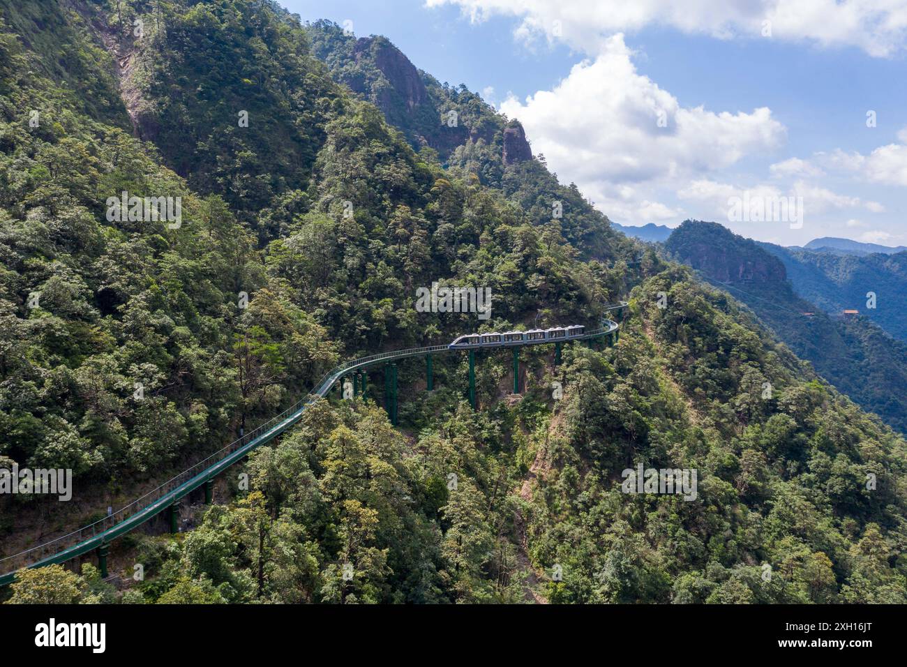 (240711) -- ZIXI COUNTY, July 11, 2024 (Xinhua) -- An aerial drone ...