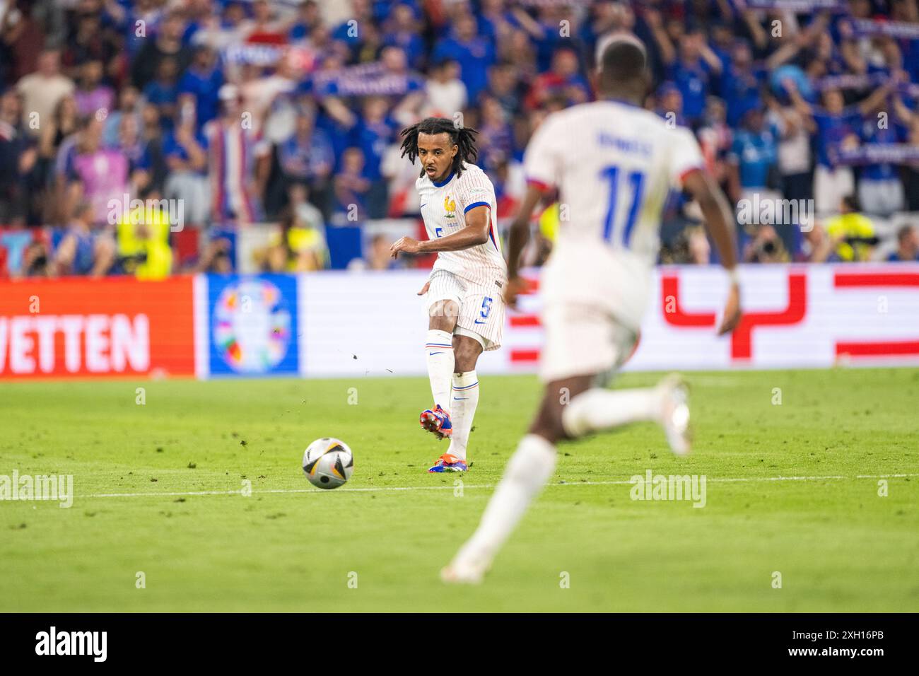 Munich, Germany. 09th, July 2024. Jules Kounde (5) of France seen ...