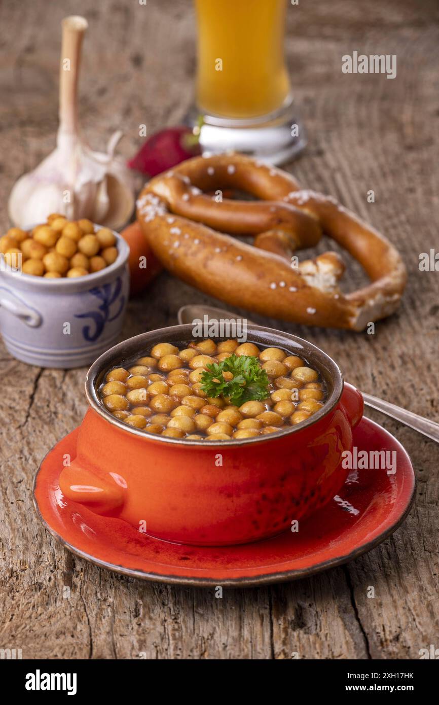 Backerbsen hi-res stock photography and images - Alamy