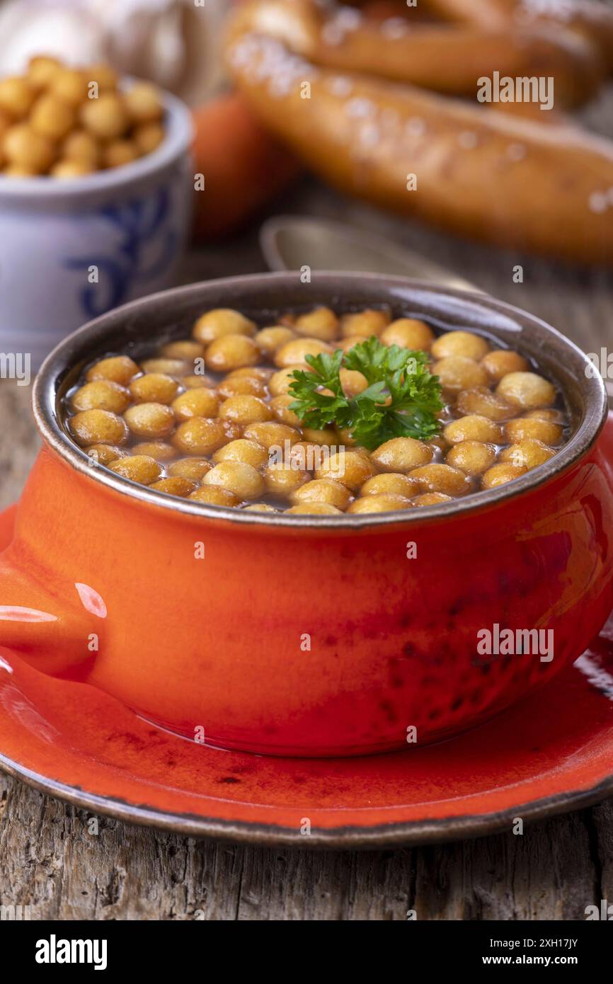 Backerbsen hi-res stock photography and images - Alamy