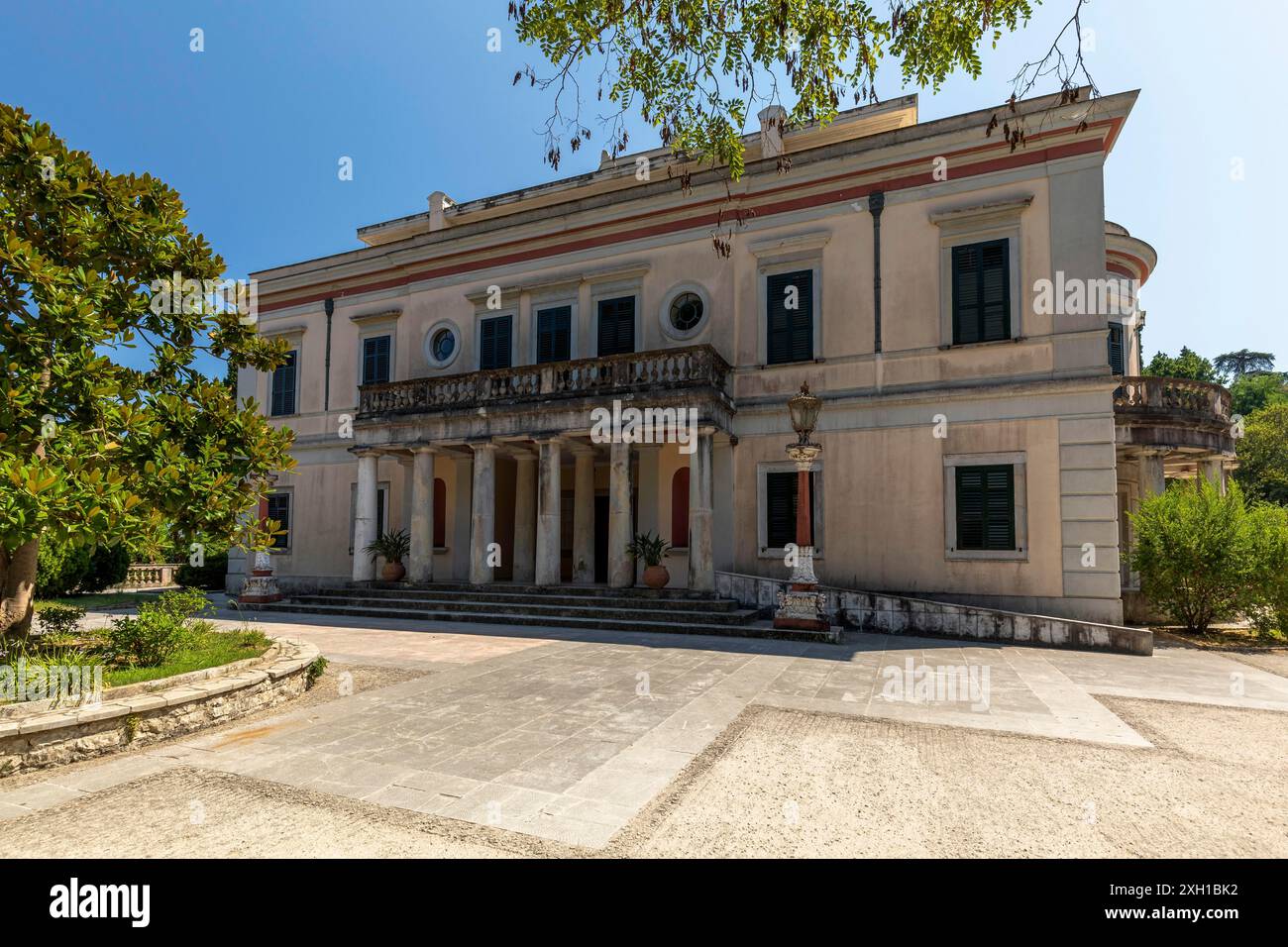 Mon Repos Castle in Kerkyra, Corfu Stock Photo - Alamy