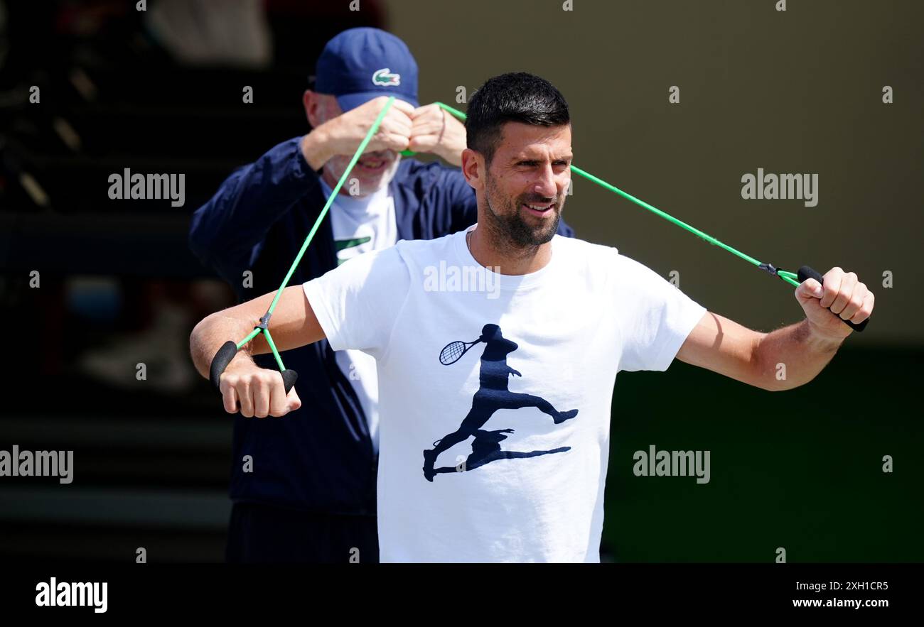 Novak djokovic trainer hi-res stock photography and images - Alamy