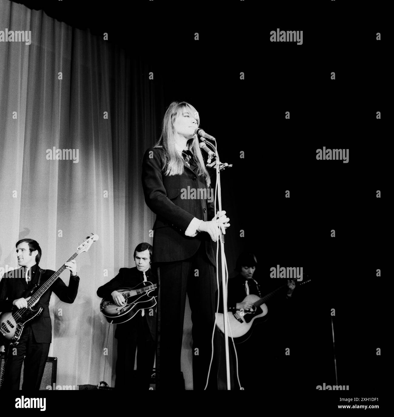 French singer Françoise Hardy on stage at the Olympia in Paris on 25 ...