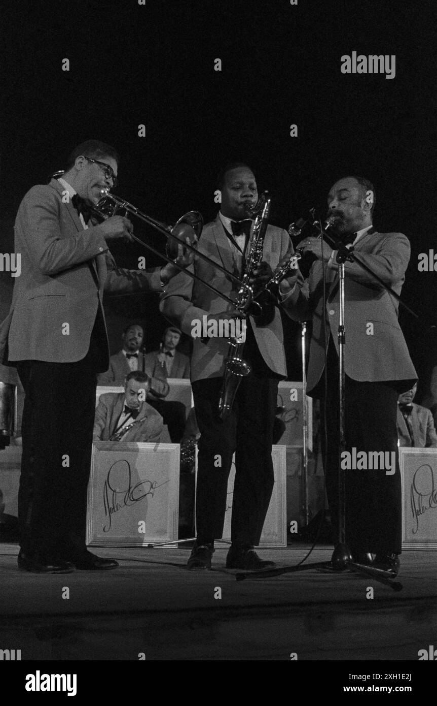 Duke Ellington and his orchestra on stage at the Théâtre Antique in ...
