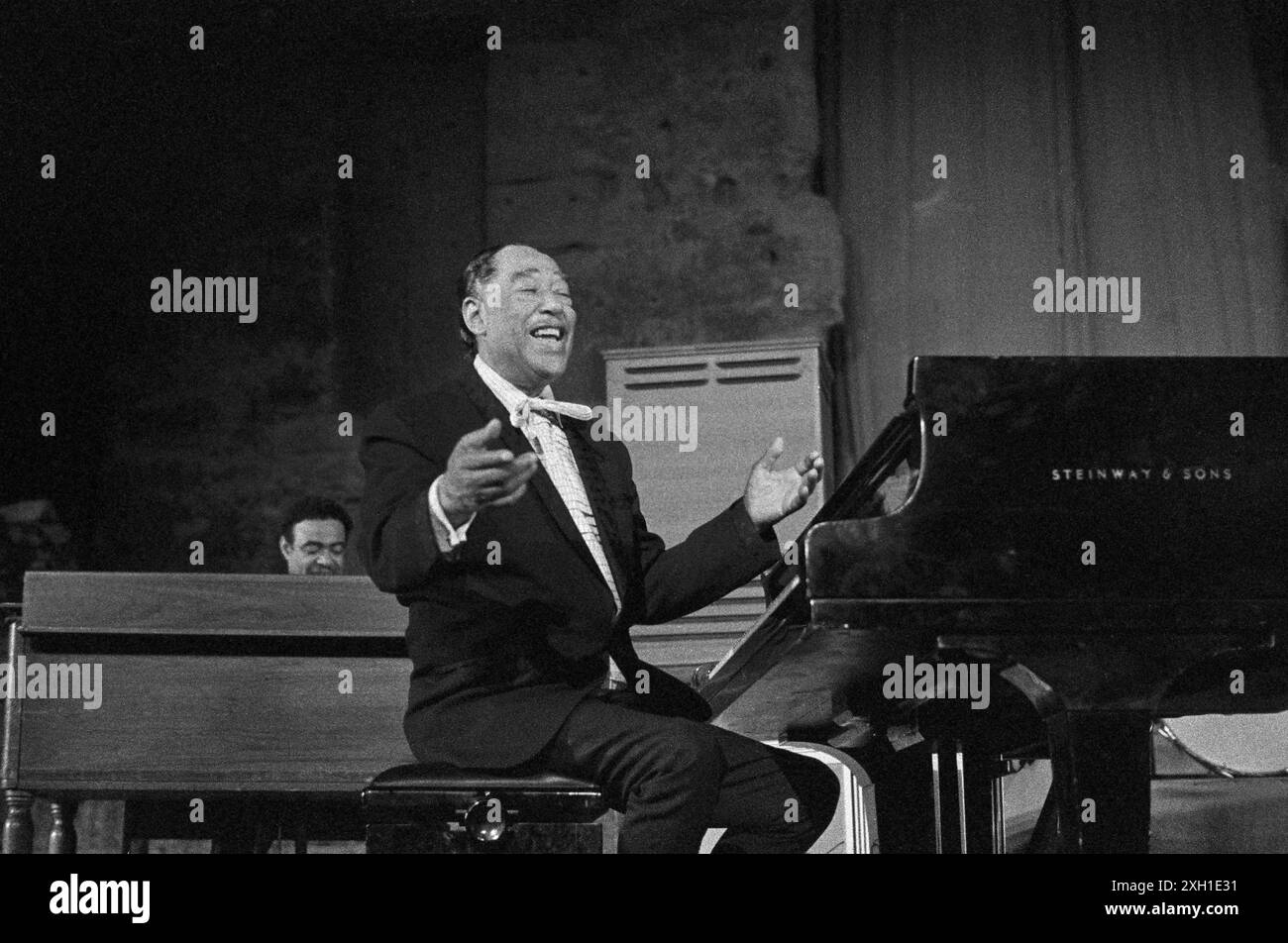 Duke Ellington and his orchestra on stage at the Théâtre Antique in ...