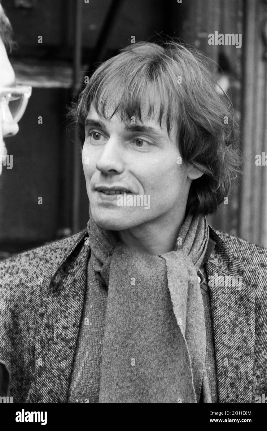 Yves Simon, French musician and writer. April 1985 Stock Photo - Alamy